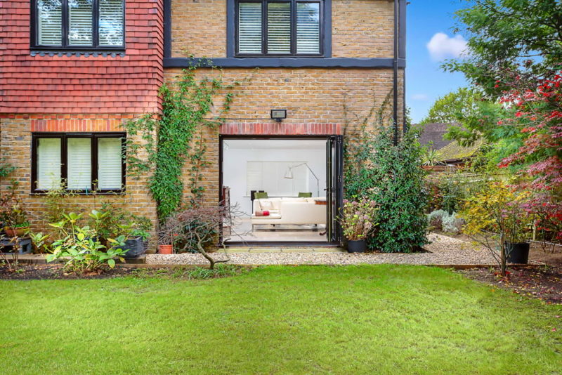 UPVC windows - bespoke collections for South London & Surrey homes